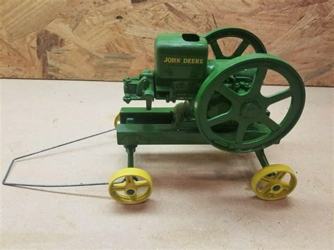 1990 John Deere Model E Gas Engine 16 Scale Ertl 4350