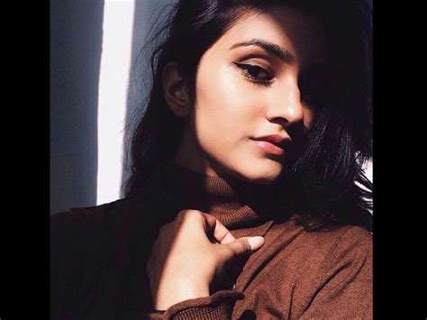 Introducing The Very Beautiful Alaviaa Jaafery Daughter Of Jaaved Jaaferi Filmibeat