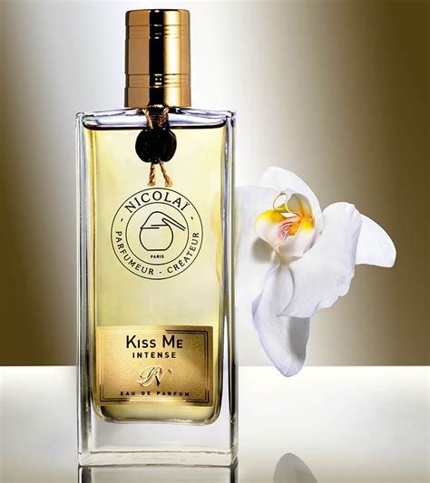 Kiss Me Intense - Parfums de Nicolaï