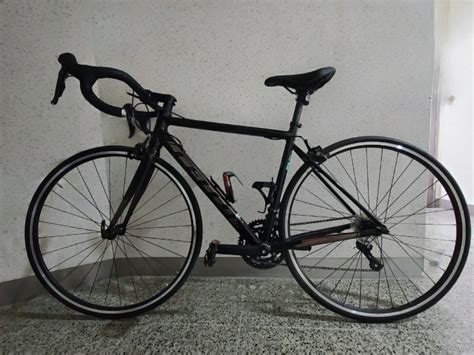 로드자전거 첼로 스칼라티 A1 당근 중고거래