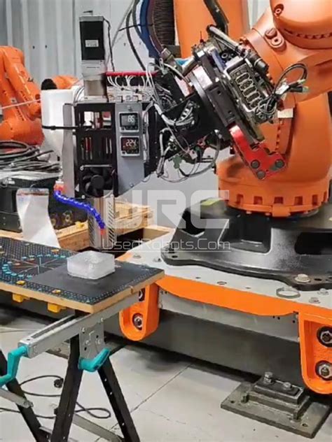 robotic cells used robots