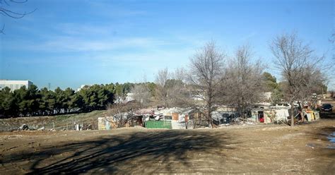 El Gobierno Busca Una Consultora Que “investigue” Por 317 000 Euros Cuántos Poblados Gitanos Hay