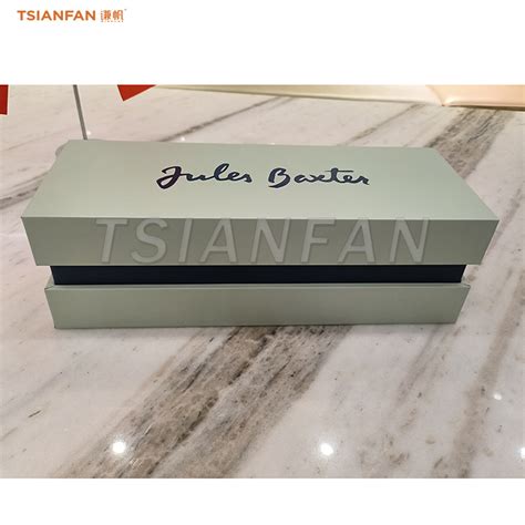 Custom Sample Display Case Portable Flip Top Display Case Chinese