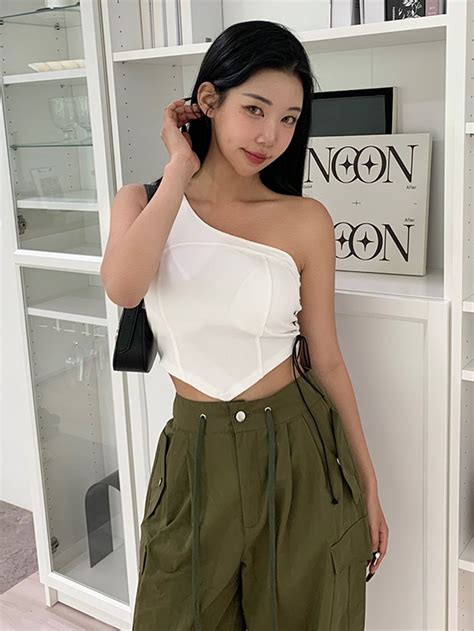 루미에르 당일출고핫걸 애쉬 나시 원숄더 오프숄더 튜브탑 크롭탑 크롭 크롭티 탱크탑 브라렛 코르셋 발레코어 발레 브라탑