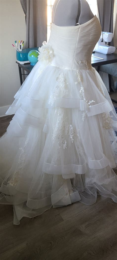 Vera Wang Sample Wedding Dress Save 69 Stillwhite