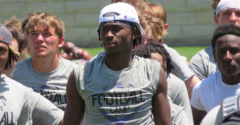 3 Star Cb Jocelyn Malaska A Blessing To Be Kansas First Visitor