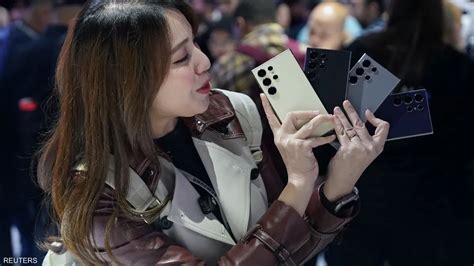 مزوّد بالذكاء الاصطناعي شاهد سامسونغ تكشف عن هاتفها الذكي إس 24 مـزمـز