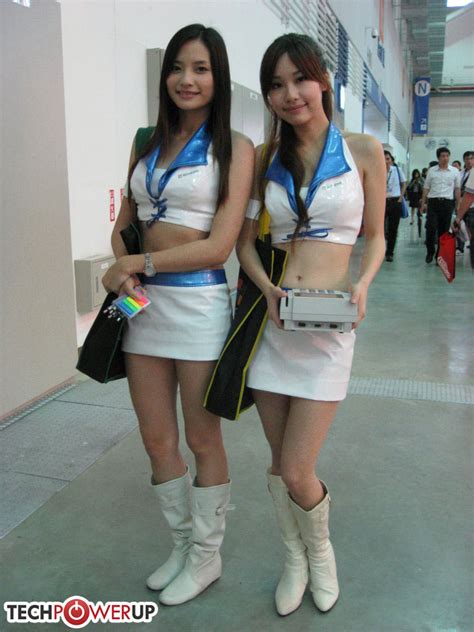 Computex Show Girls Review Bonus Pics Techpowerup