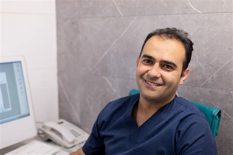 دکتر الماسی دامپزشک اختصاصی پرندگان