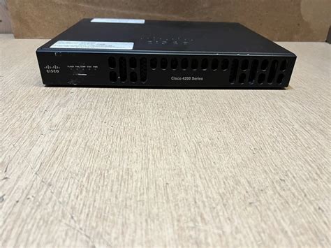 CISCO ISR4221 K9 2 PORT Gigabit ISR Integrated Services Router 4200 Series NoPSU 10 50