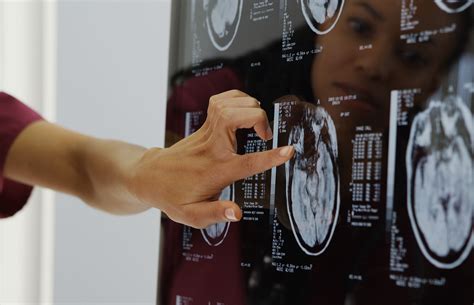 Caltech Research The Neural Codes For Body Movements Tianqiao Chrissy Chen Institute