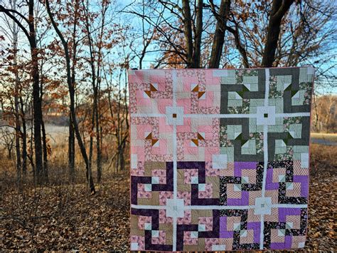 A Modern Spin On Traditional Log Cabin Block