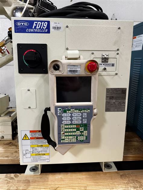 Otc Fd V8 Aluminum Welding Robot W Fd19 Controller New Welbee P400 Ii Bc Industrial