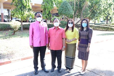 โรงเรียนสะแกราชธวัชศึกษา สธศ อนุรักษ์ไทย ร่วมสวมใส่ชุดผ้าไทยทุกวันศุกร์ โรงเรียนสะแกราชธวัชศึกษา