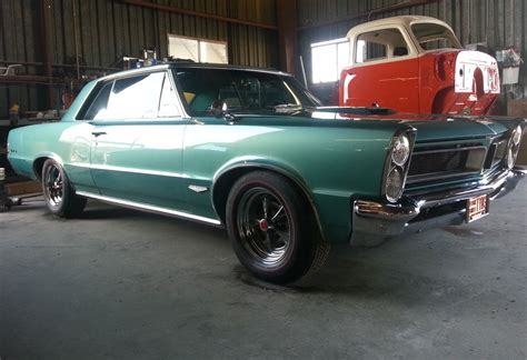 Douglas 1965 Pontiac Gto