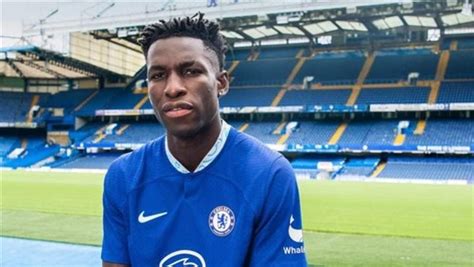 تشيلسي يعلن تمديد عقد المهاجم السنغالي جاكسون حتى 2033