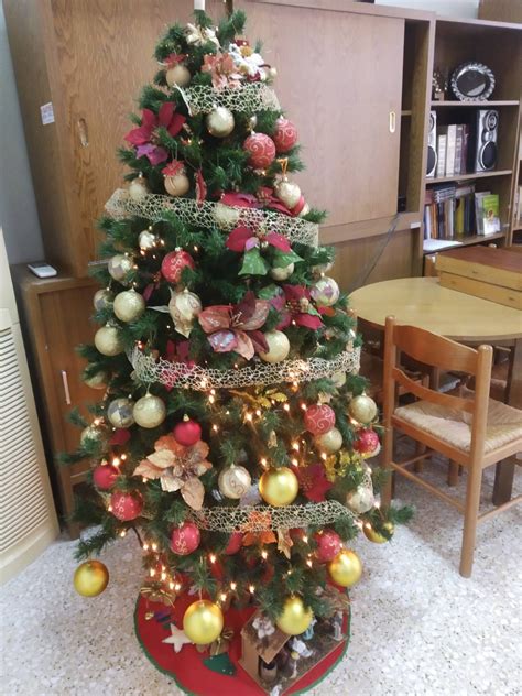 ΚΑΠΗ ΔΗΜΟΥ ΗΡΑΚΛΕΙΟΥ ΑΤΤΙΚΗΣ ΣΤΟΛΙΣΜΑ ΧΡΙΣΤΟΥΓΕΝΝΙΑΤΙΚΩΝ ΔΕΝΤΡΩΝ ΤΩΝ ΚΑΠΗ