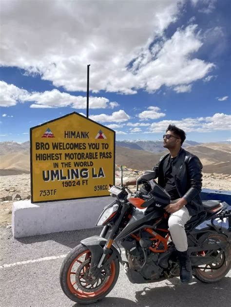 Umling La Worlds Highest Motorable Pass 19 024 Ft