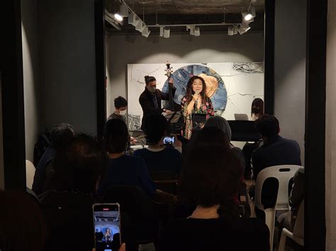 사색의향기 사색의향기 시원한 물 한잔처럼 물은 모든 자연을 움직이는 힘이다 레오나르도다빈치 물은 생존과 밀접한 관계가 있어 어느 자원보다 소중합니다 아직