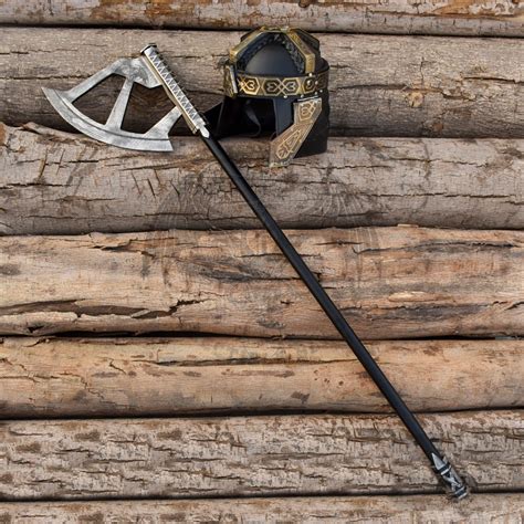 Walking Axe And Gimli Helmet Set From Lotr Collectible Blades