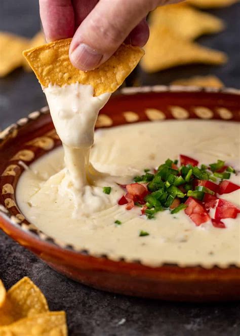 Love Chipotle Queso My White Cheese Dip Tastes Better Than Theirs