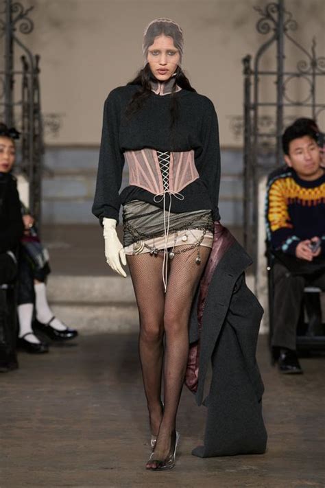 Aya Fellaini Model Profile Photos And Latest News