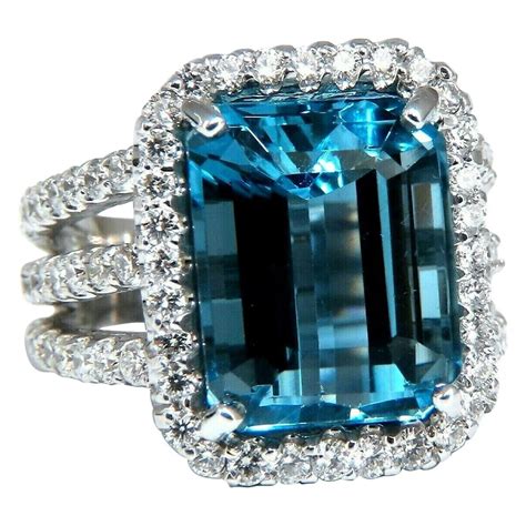 1740 Carat Natural Vivid Swiss Blue Diamonds Ring 14 Karat Shoulder