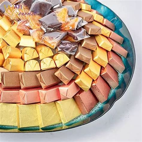 Assorted Chocolate Platter Al Warda Gallery Express Delivery In 60 Mins