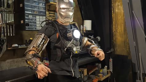 Building A Real Functional Iron Man Exoskeleton Suit