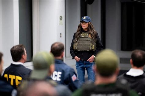 Ice Immigration Trump Creating Media Spectacle To Showcase Crackdown