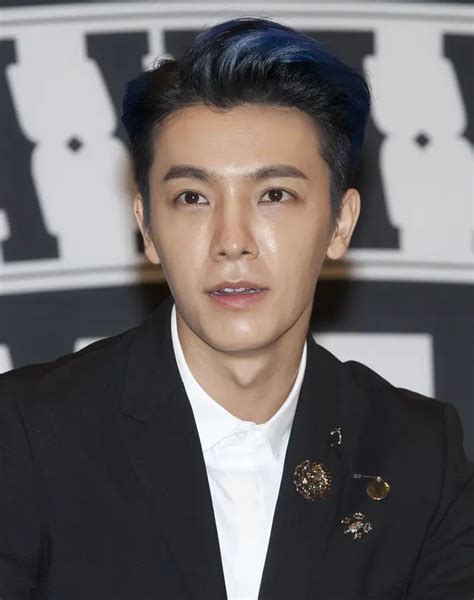 Who Is Tiktok Star And South Korean Singer Lee Donghae Age Girlfriend And Net Worth Capital