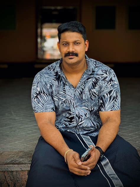 SHINE SANTHOSH GEORGE (@shine__santhosh) • Threads, Say more
