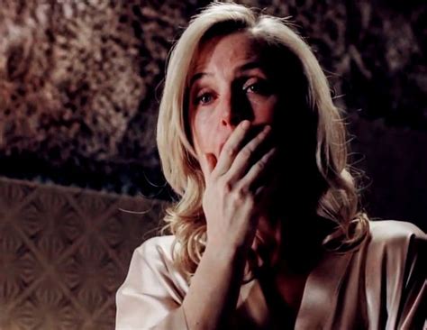 Pin By Julia Barker On The Fall Gillian Anderson Gillian Anderson