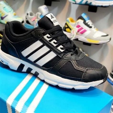 خرید و قیمت کتونی آدیداس اکومنت درحد اورجینال سایز 41تا44 ترب