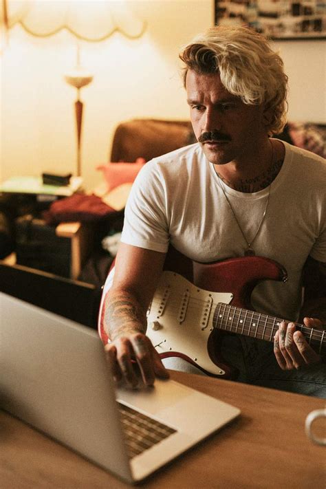 Composer Images Free Vectors Pngs Mockups And Backgrounds Rawpixel