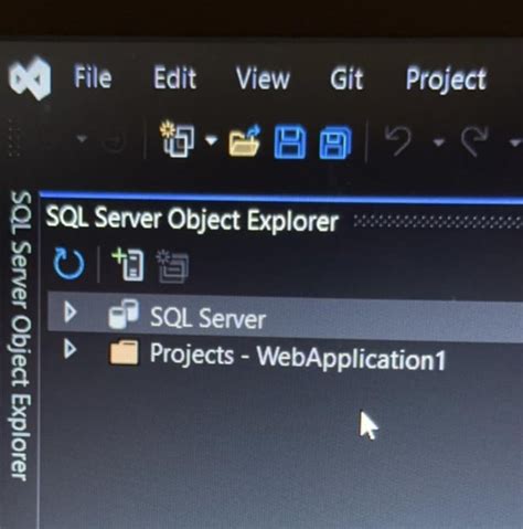 Sql Server Object Explorer Not Expanding When Clicked On Please Help