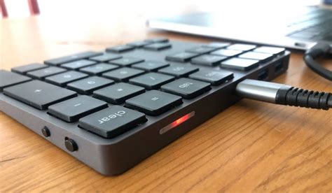 Voamoko Type C Wireless Numeric Pad With USB Hub Review The Gadgeteer