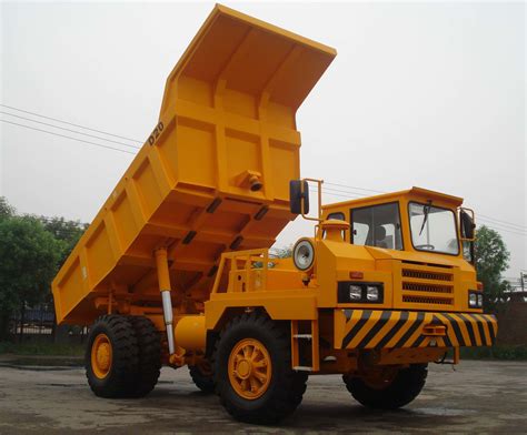 Off Road Dump Trucks