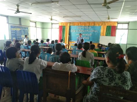 တောင်ဥက္ကလာပမြို့နယ်တွင် နွေရာသီကျောင်းပိတ်ရက်ကာလအတွင်း ကာတွန်းရေးဆွဲနည