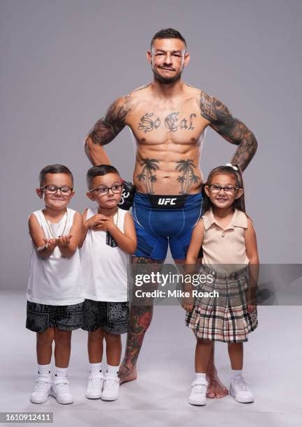Cub Swanson Pose Ufc Photos And Premium High Res Pictures Getty Images