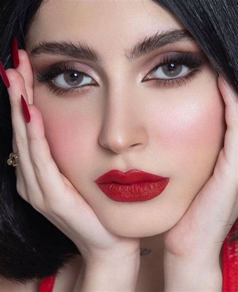 Pin By Zahra On Makeup Makeup Looks Bold Lipstick Makeup Makeup