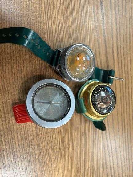 3 Wrist Compasses Res Auction Services