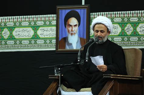 گزارش تصویری سخنرانی استاد پناهیان در شب تاسوعا در بیت رهبری