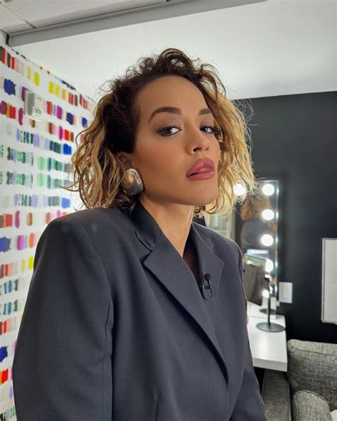 21 Textured Bob Haircuts To Inspire Your Next Salon Trip Who What Wear