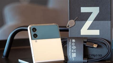 Best Smartphones Under Rs The Most Powerful Flip Style Foldables Times Bull