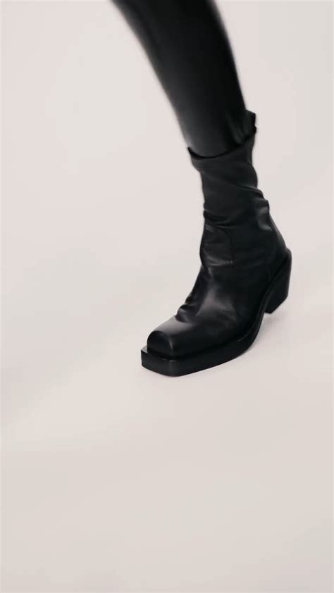 Atrio ატრიო ݁₊ 𝗔𝗚𝗟 სილუეტების ხელწერა განწყობისთვის აღმოაჩინე იტალიური პრემიუმ ბრენდის