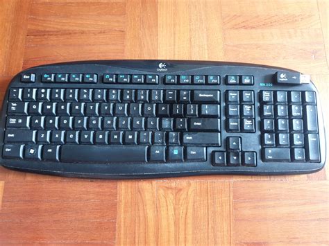 Logitech Keyboard Mk250 Computers And Tech Parts And Accessories Computer Keyboard On Carousell