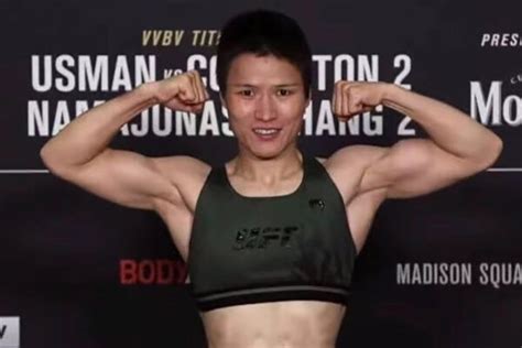 Weili Zhang Gets Naked Makes Weight For UFC Asian MMA