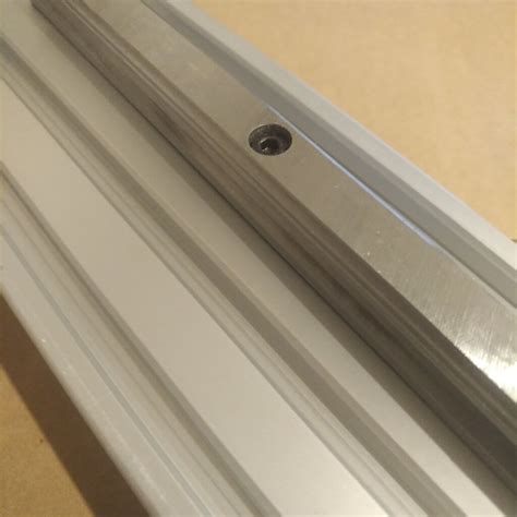 Fit A Linear Guide Onto An Aluminium Extrusion Makerstore