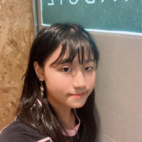 被朋友說長得像王敏彤 閒聊板 Dcard